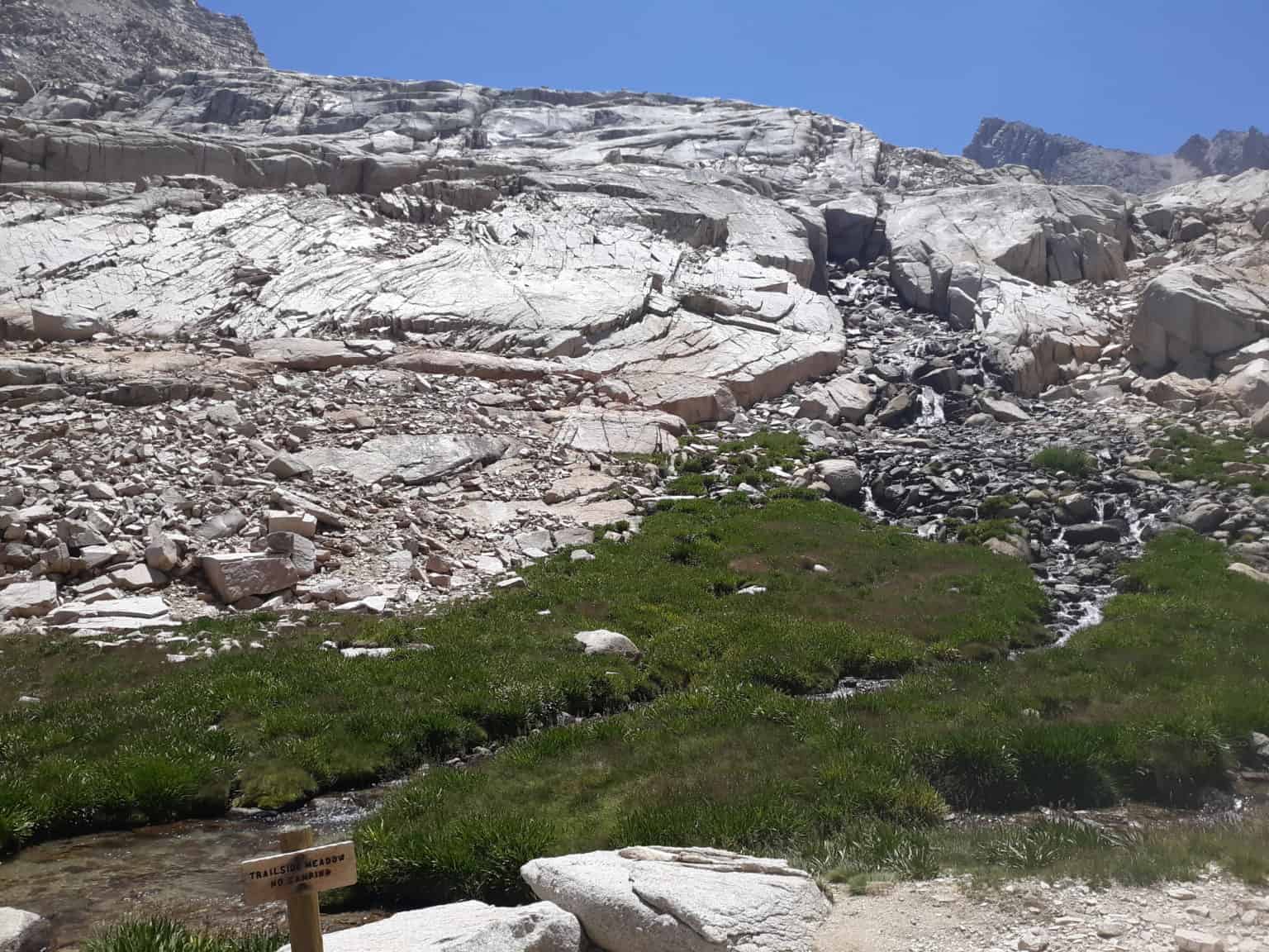 Guide to Climbing Mount Whitney in One Day