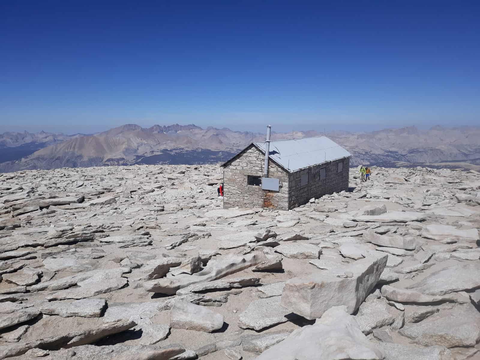 Guide to Climbing Mount Whitney in One Day